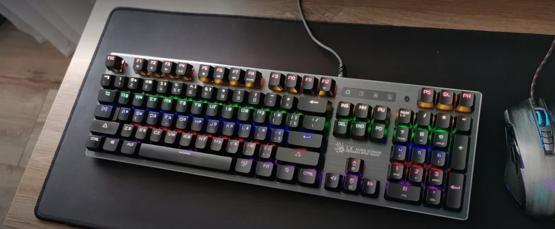 Обзор A4TECH BLOODY B760. Игровая оптико-механическая клавиатура со ...