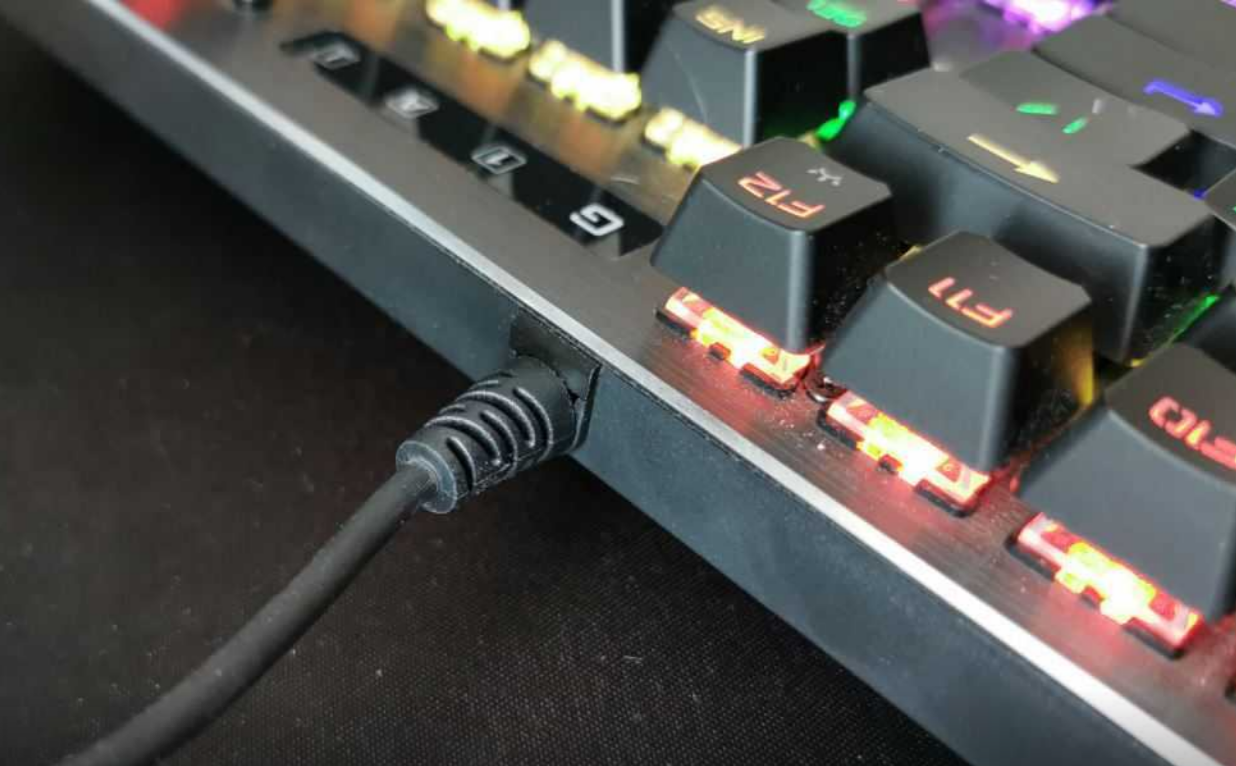 Обзор A4TECH BLOODY B760. Игровая оптико-механическая клавиатура со ...